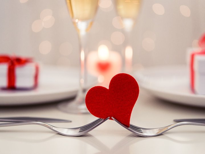 First Dates on TV | Series 1 Episode 4 | Channels and schedules | tv24 ...