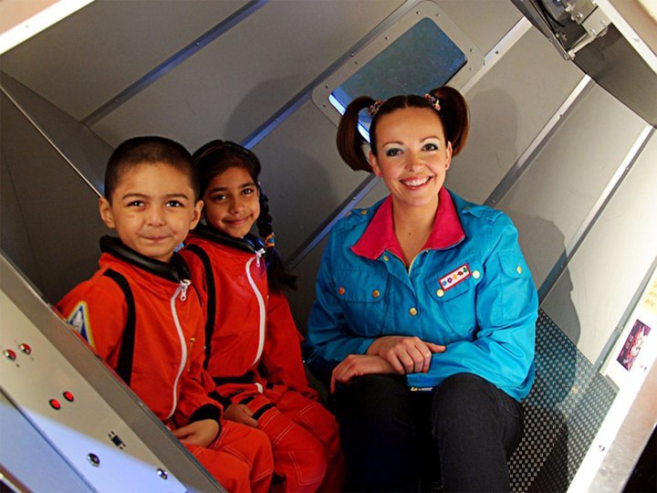 Nina and the Neurons: Earth Explorers on TV | Series 1 Episode 1 ...