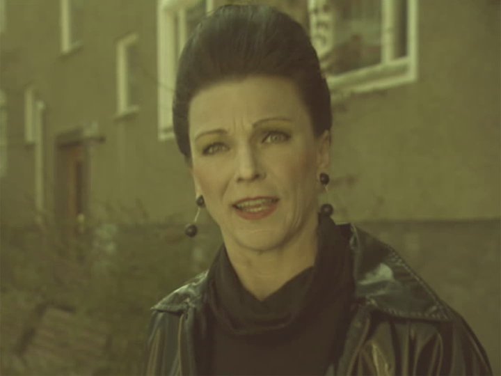 Häxan Surtant på TV | Säsong 3 Avsnitt 9 | Tider och kanaler | TV24.se