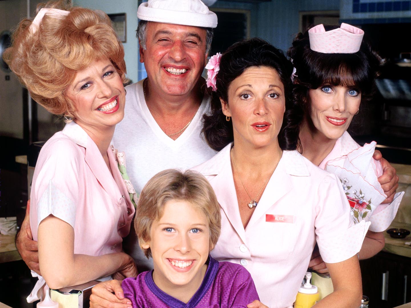 Alice on TV | Season 8 Episode 3 | Channels and schedules | tvgenius.com