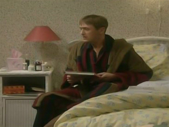 Goodnight Sweetheart on TV | Series 3 Episode 8 | Channels and ...