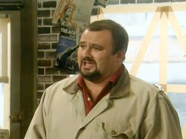 Goodnight Sweetheart on TV | Series 6 Episode 6 | Channels and ...