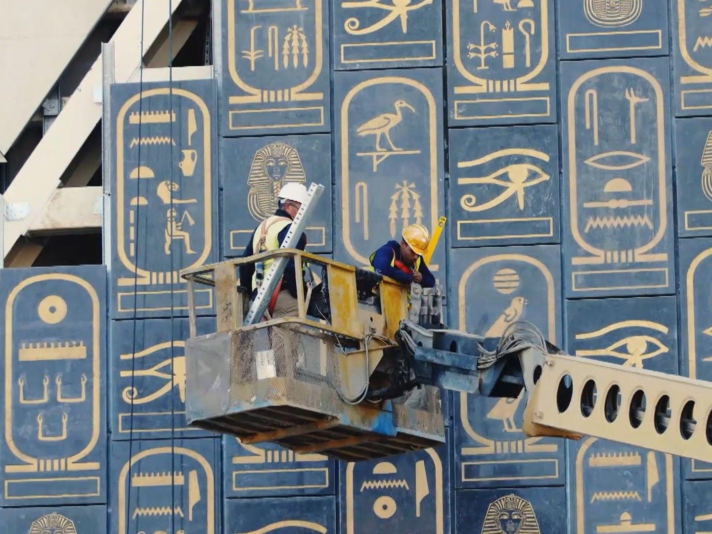 The Relics of Egypt: Exploring the Largest Museum in the World on TV ...