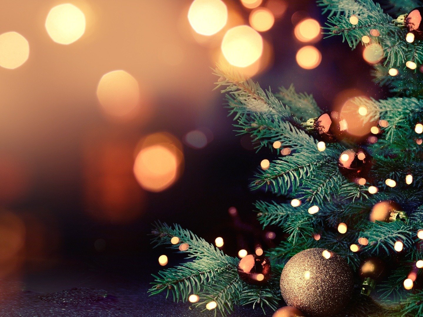 Best Christmas Music Non-Stop on TV | Channels and schedules | TV24.co.uk