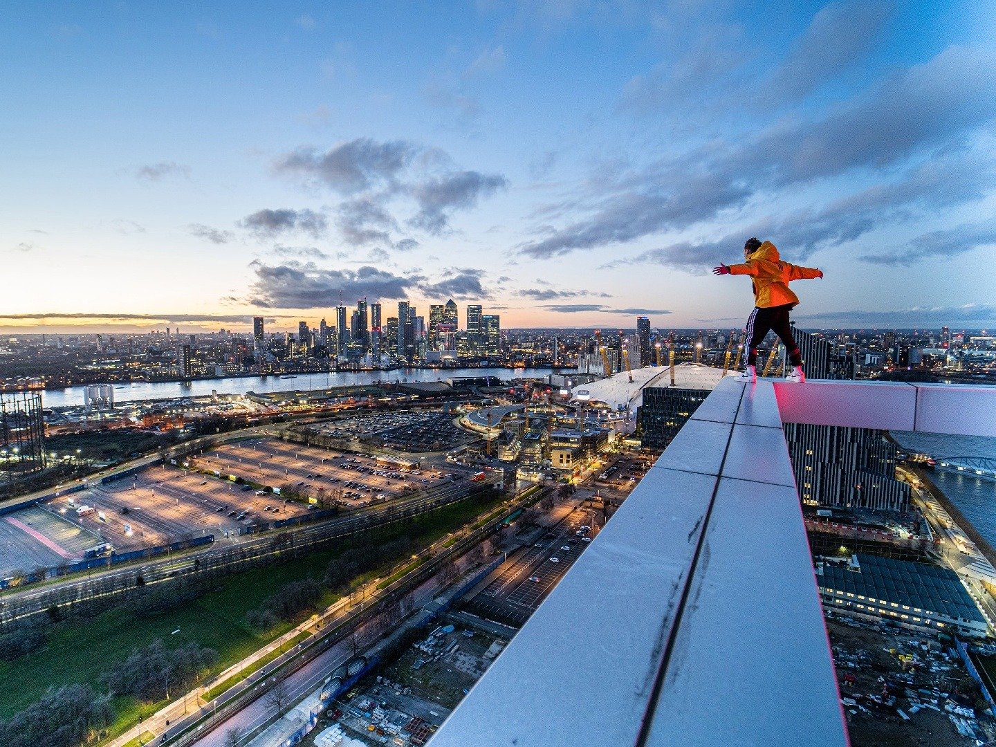 Off the Rails (2022) on TV | Channels and schedules | tv24.co.uk