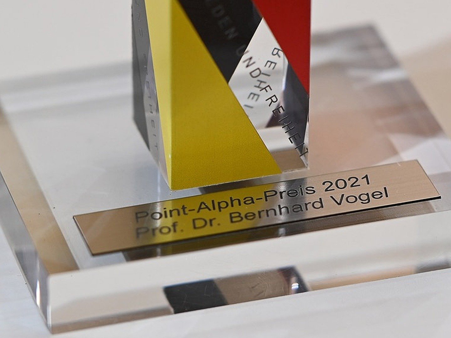 MDR extra: Point-Alpha-Preis 2023 an Paneuropa-Union on TV | Channels ...