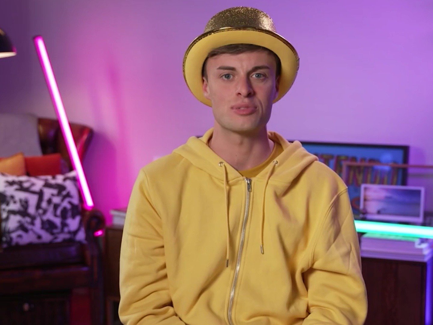 Swipe It! with Joe Tasker on TV | Series 1 Episode 1 | Channels and ...