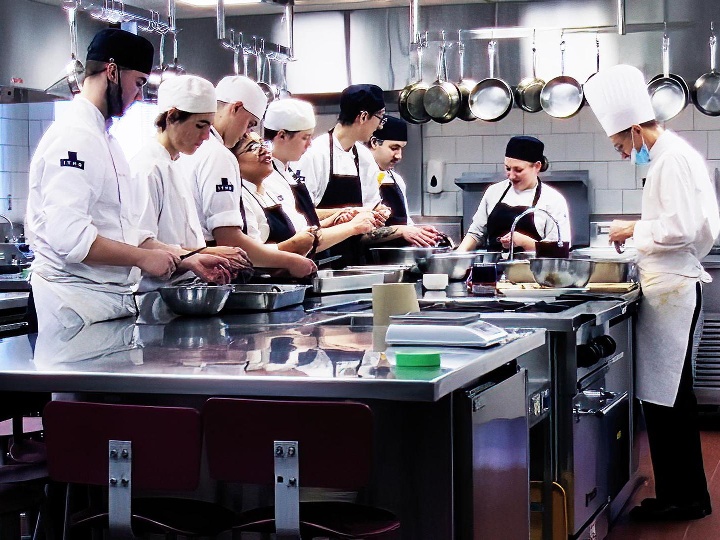 Classe de chefs on TV | Series 1 Episode 2 | Channels and schedules ...