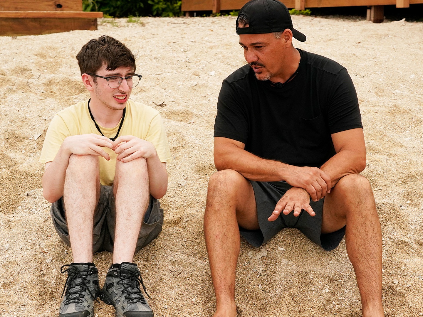 Deal or No Deal Island on TV | Season 1 Episode 1 | Channels and ...