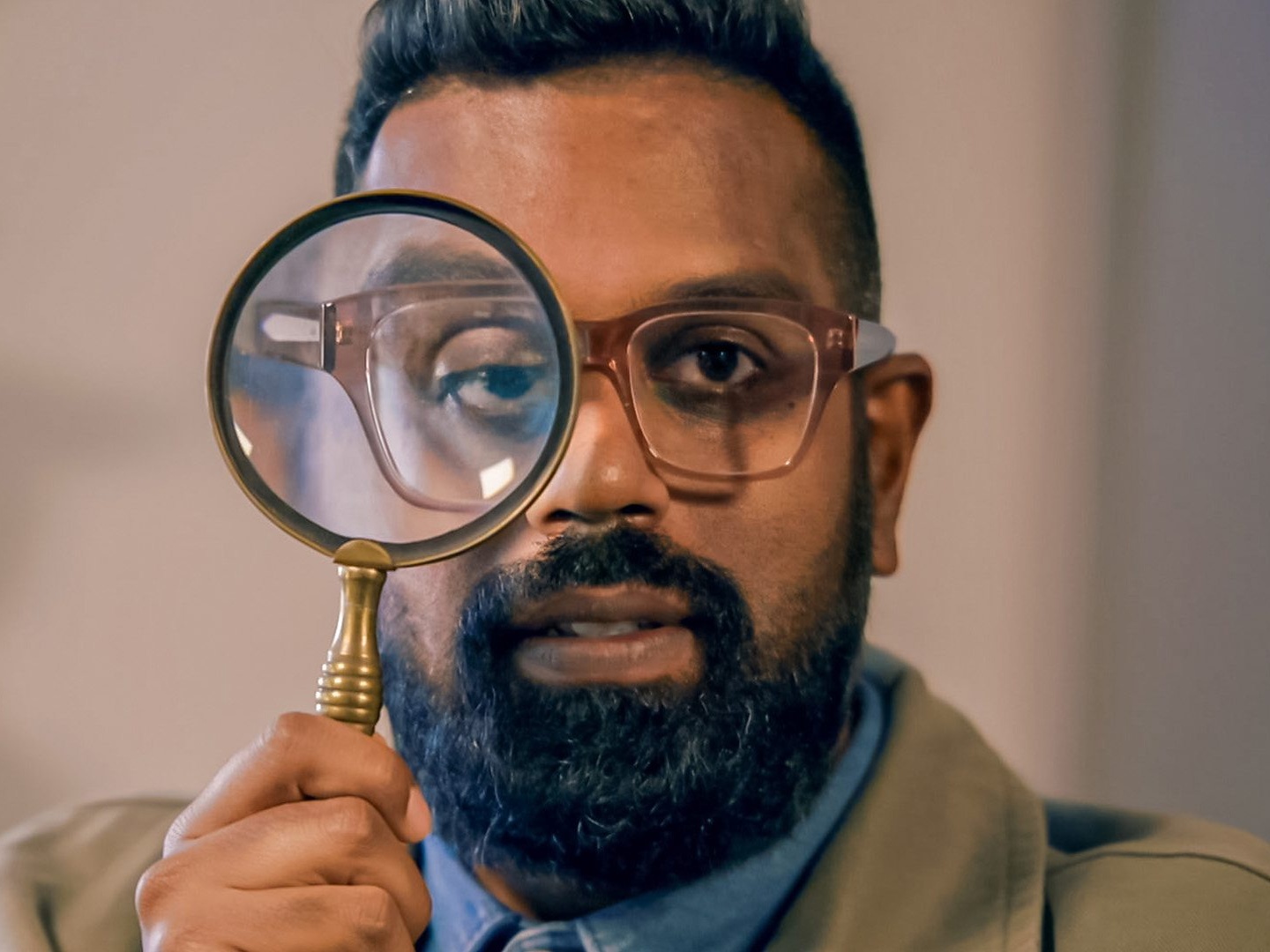 The Misinvestigations of Romesh Ranganathan on TV | Series 1 Episode 2 ...
