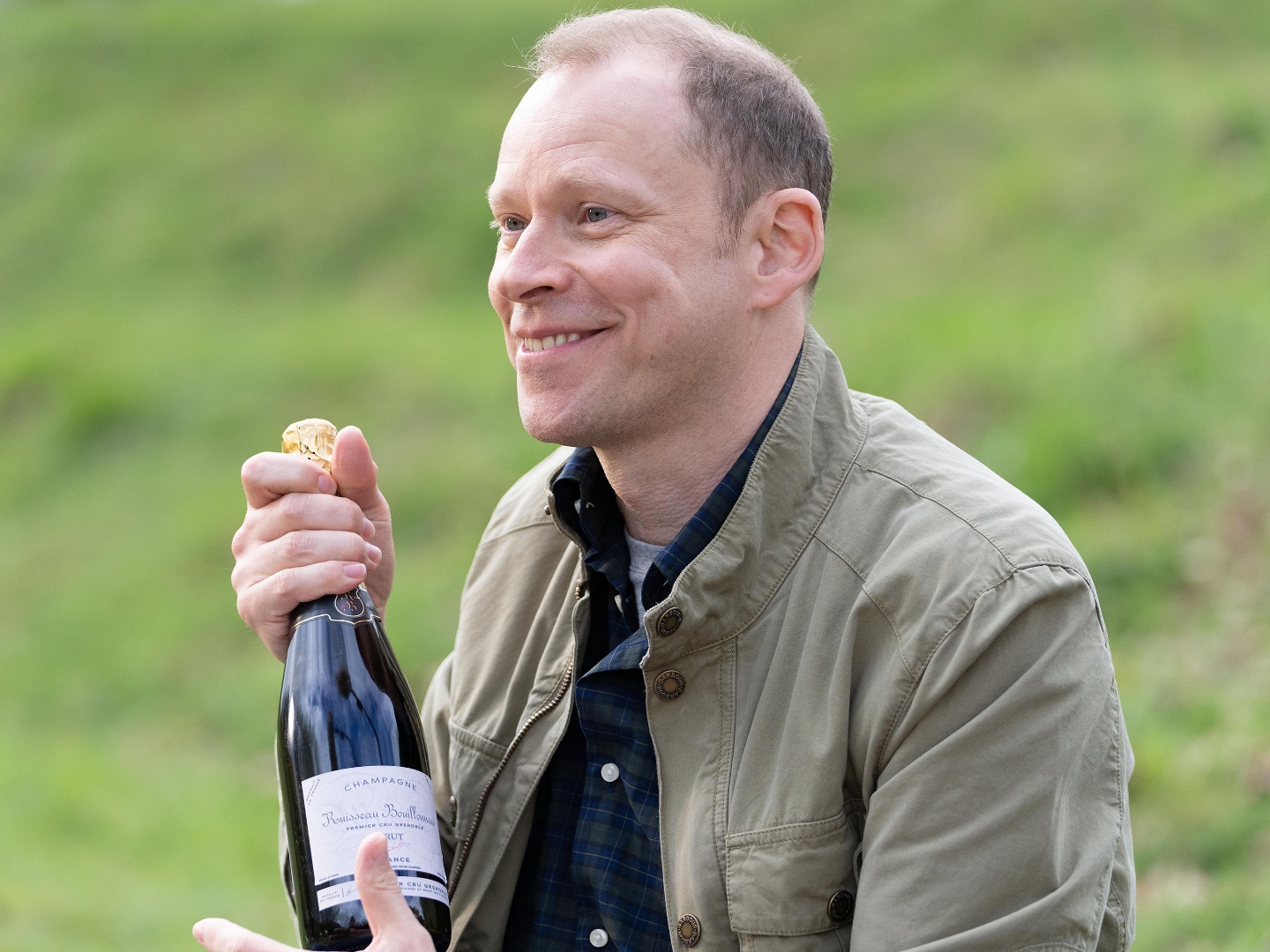 Whitstable Pearl on TV | Series 3 Episode 3 | Channels and schedules ...