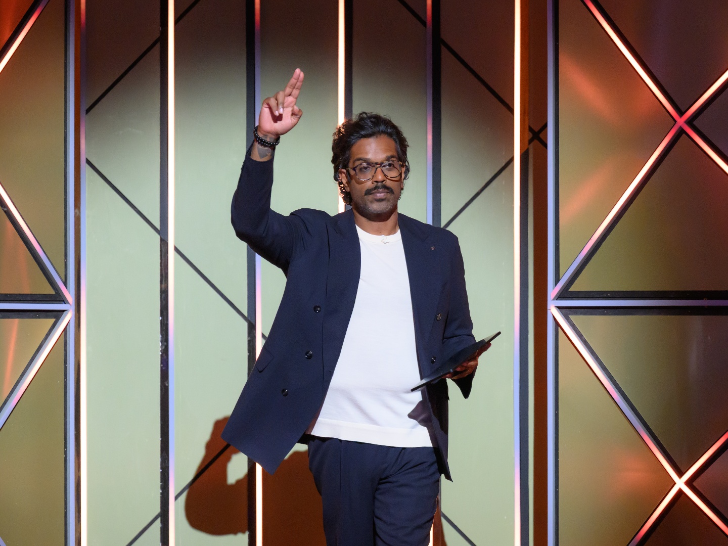 Romesh Ranganathan's Parents' Evening on TV | Series 2 Episode 4 ...