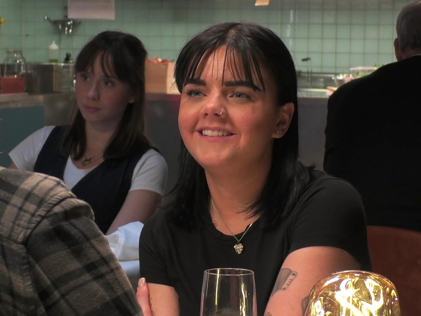 Första dejten på TV | Säsong 8 Avsnitt 9 | Tider och kanaler | tv24.se