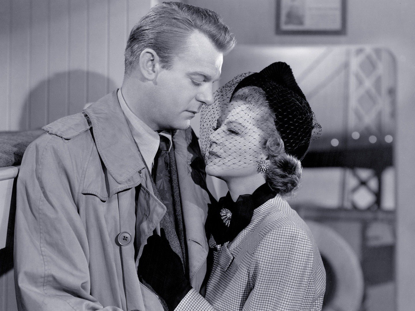 Raw Deal (1948) on TV | Channels and schedules | TV24.co.uk