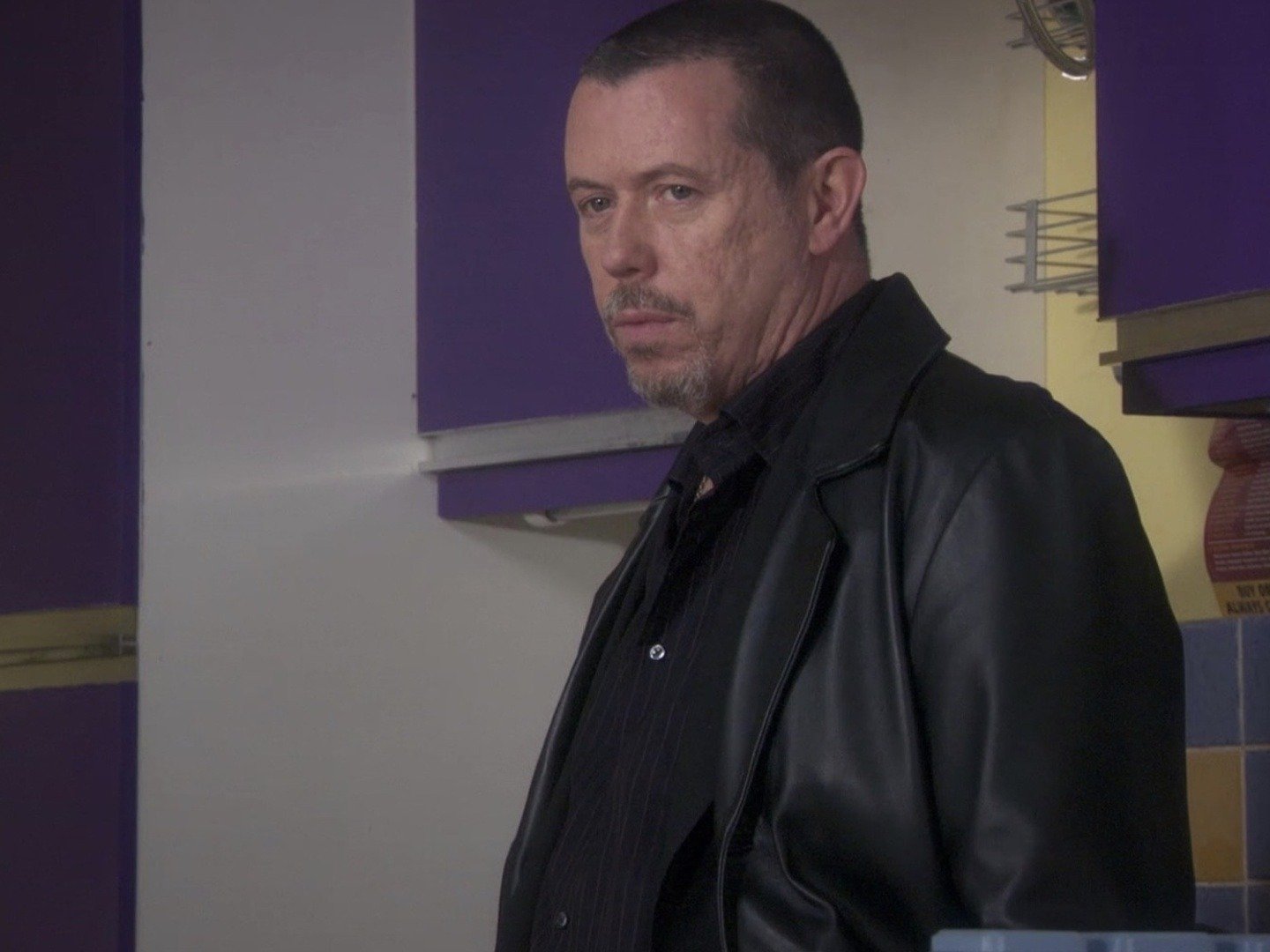 Shameless on TV | Series 6 Episode 14 | Channels and schedules | tv24.co.uk
