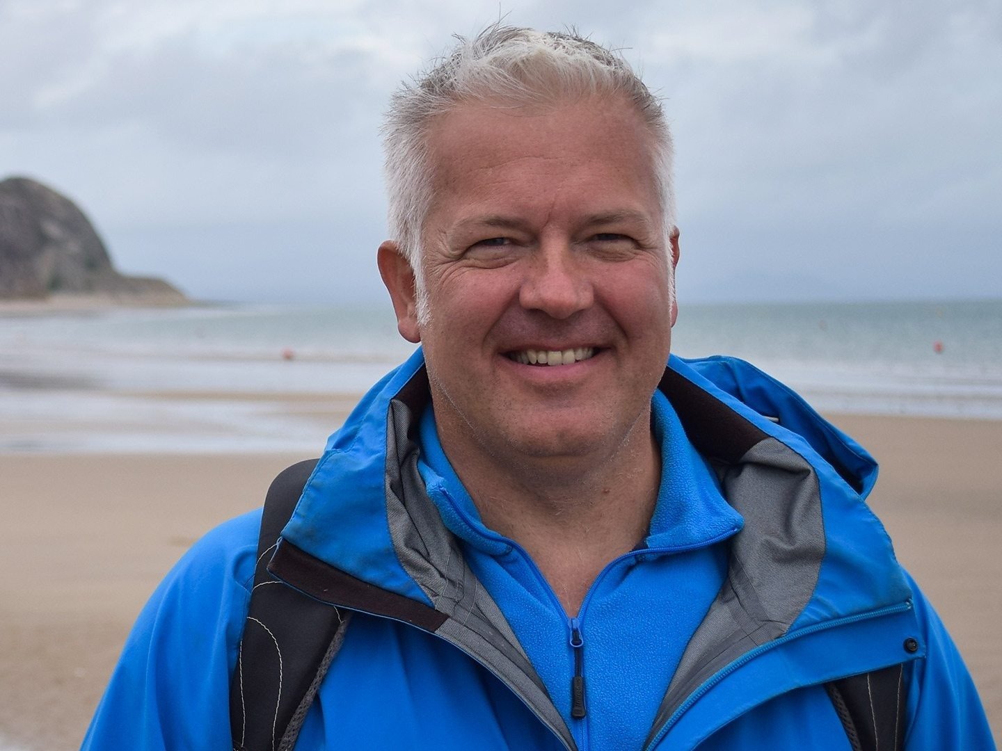 Weatherman Walking on TV | Channels and schedules | TV24.co.uk