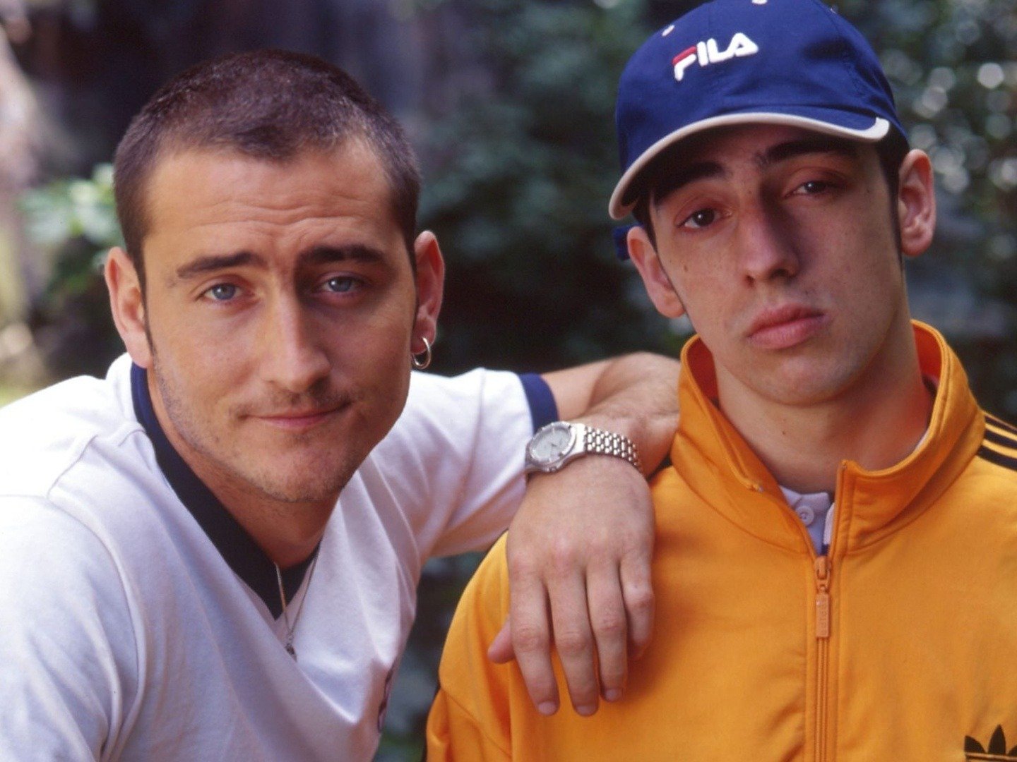 Two Pints of Lager and a Packet of Crisps on TV | Series 1 Episode 1 ...